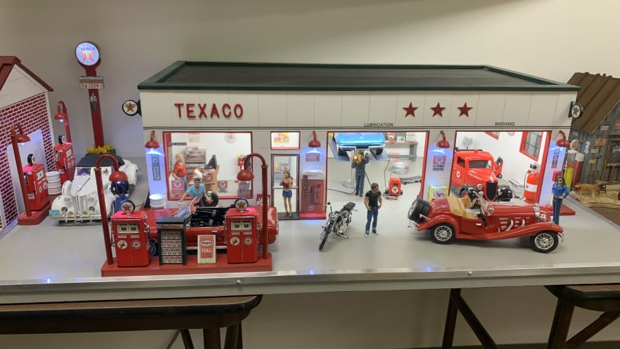 Texaco Gas Station Display Diorama for Sale at Auction - Mecum Auctions