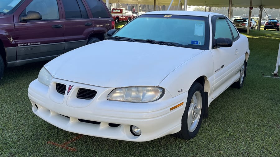 1998 Pontiac Grand Am at Kissimmee 2022 as E308 - Mecum Auctions