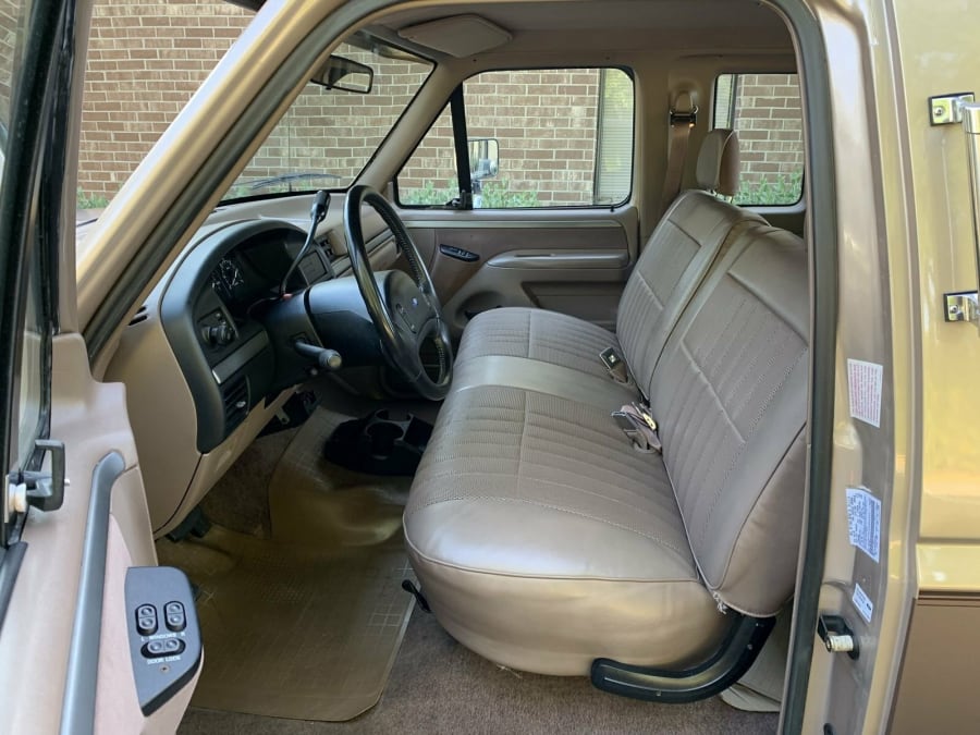 1992 Ford F150 Extended Cab Interior