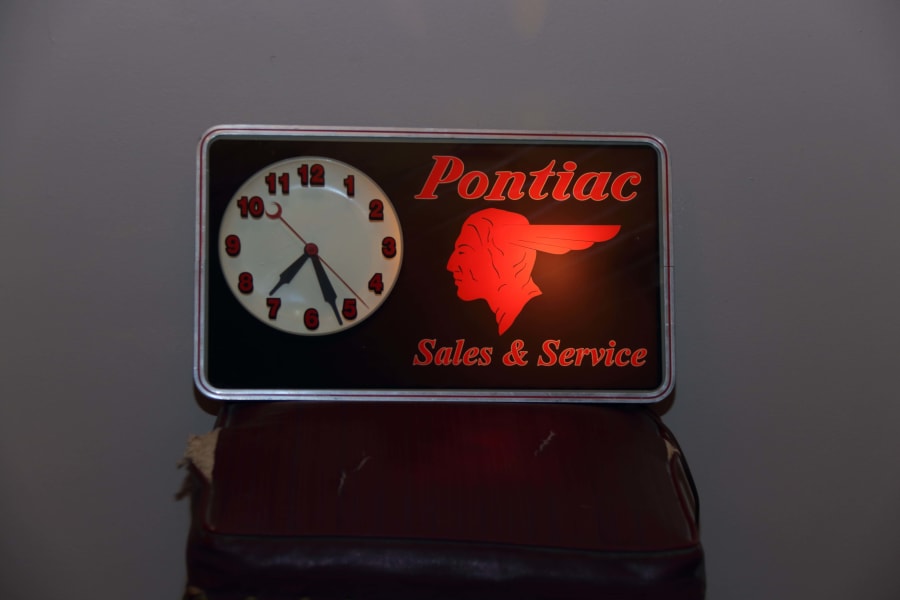 Pontiac Clock 17x10 for Sale at Auction - Mecum Auctions