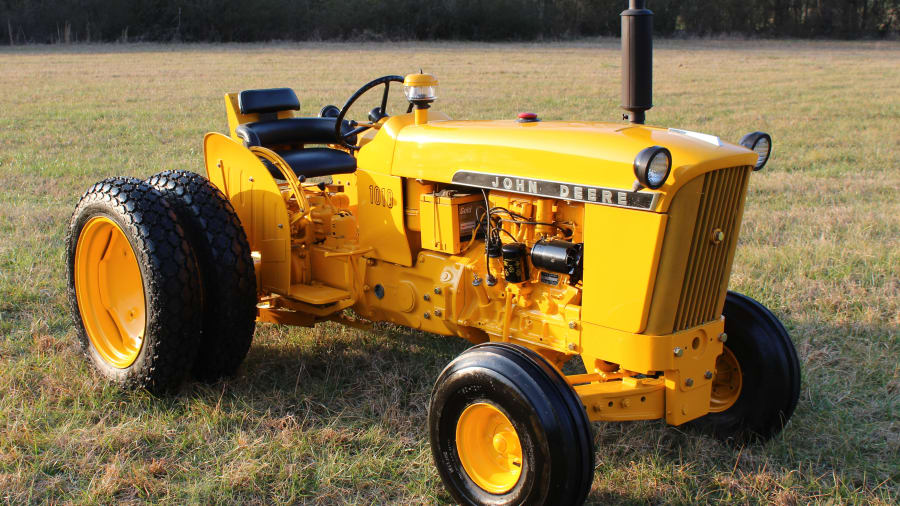 1964 John Deere Turf Tractor at Gone Farmin' Tractor Spring Classic ...