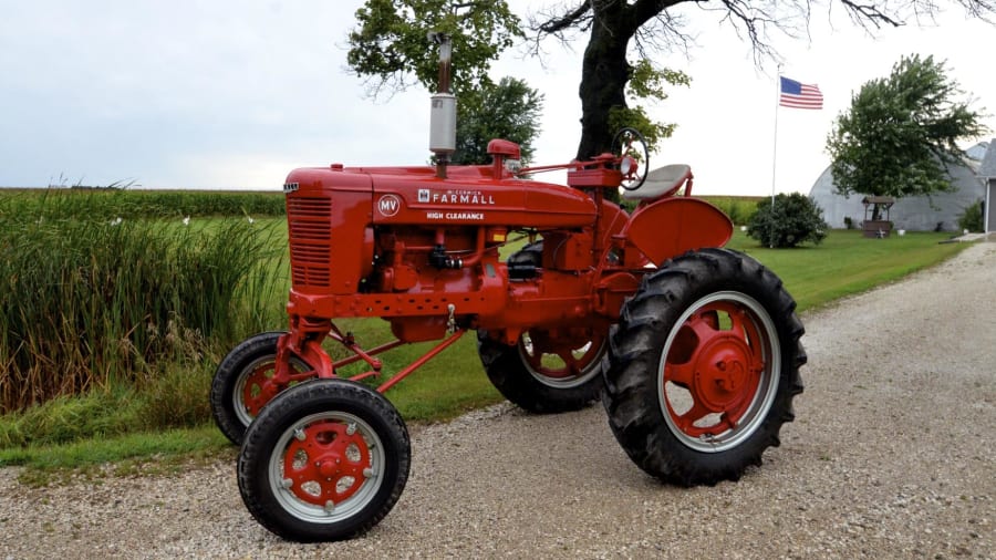 1947 Farmall MV High Crop at Gone Farmin' Tractor Spring Classic 2016 ...