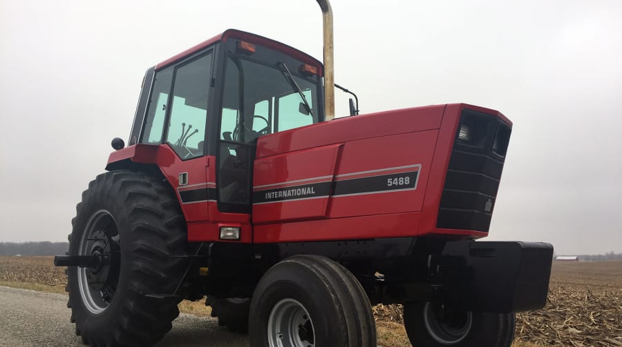 1984 International 5488 for sale at Gone Farmin' Spring Classic 2017 as ...