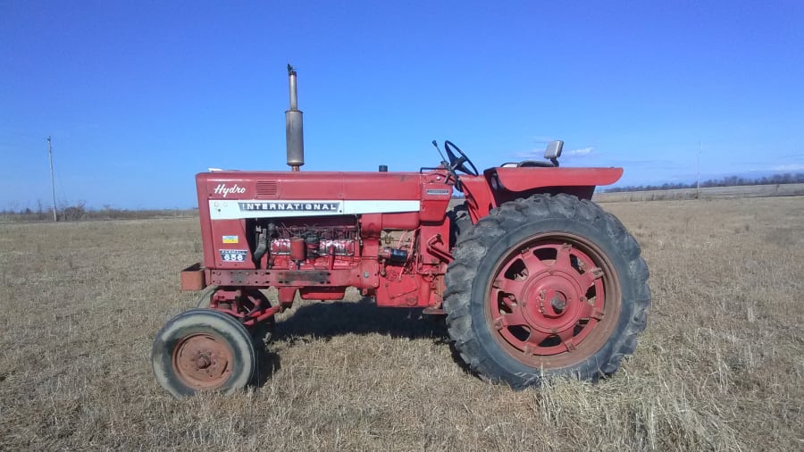 1970 International 656 Hydro at Gone Farmin' Spring Classic 2018 as F97 ...