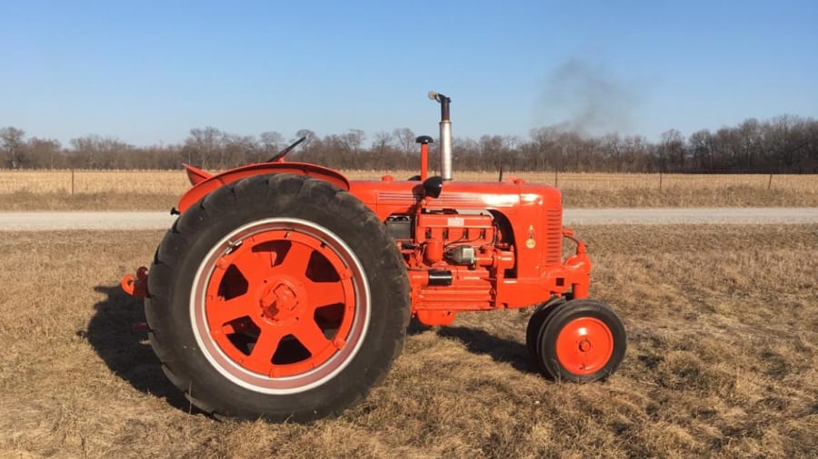 1953 Case SC at Gone Farmin' Spring Classic 2018 as S183 - Mecum Auctions