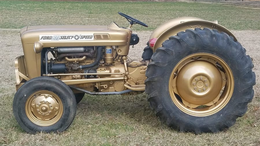 1959 Ford 671 Gold Demonstrator at Davenport 2019 as S73 - Mecum Auctions