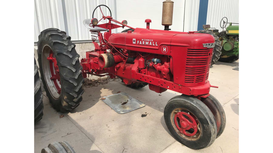 Farmall H at Davenport 2019 as S231 - Mecum Auctions