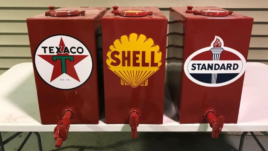 Shell,Texaco And Standard Lubesters Lot Of 3 at Davenport 2020 as H74 ...