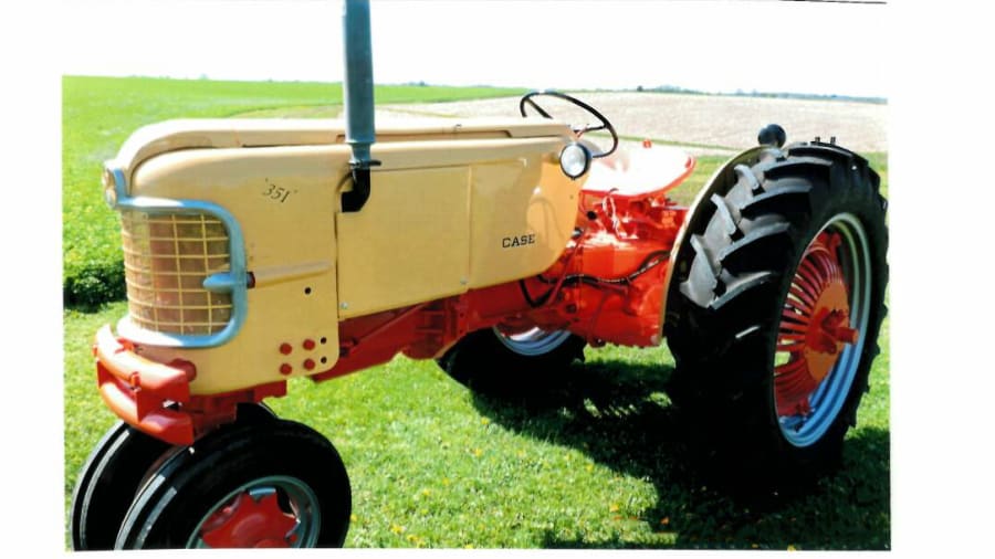 1959 Case 351 at Davenport 2020 asS170 - Mecum Auctions