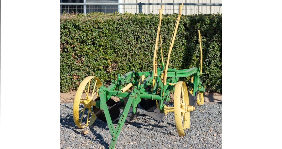 John Deere Three-Bottom Plow at Gone Farmin' Spring Classic 2021 as X1 ...