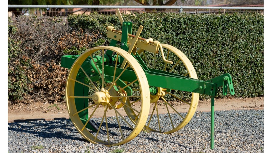 John Deere Subsoiler for Sale at Auction - Mecum Auctions