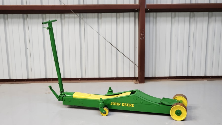 John Deere Jack for Sale at Auction - Mecum Auctions