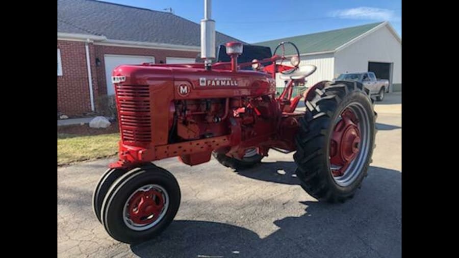 1951 Farmall M at Gone Farmin' Spring Classic 2022 as F176 - Mecum Auctions