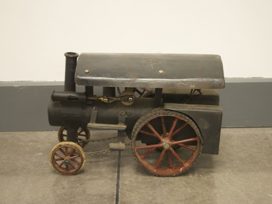 Steam Tractor Scale Model at Gone Farmin' Iowa Spring 2013 as M74 ...