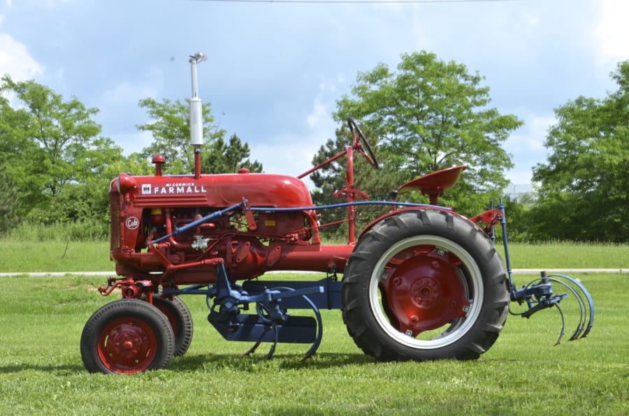 1949 Farmall Cub With Cultivator at Gone Farmin' Walworth 2014 as F5 ...
