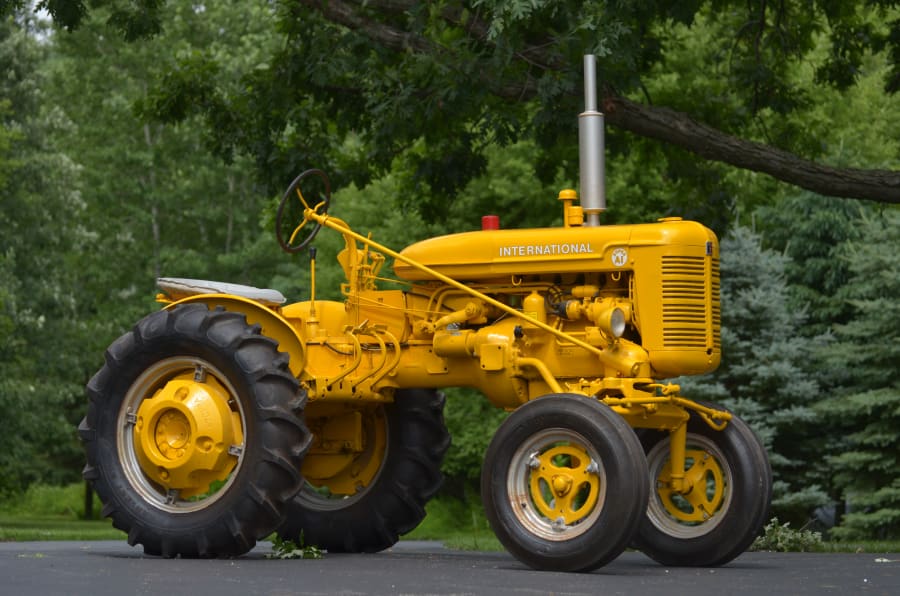 1950 International Super A-1 at Gone Farmin' Walworth 2014 as S75 ...