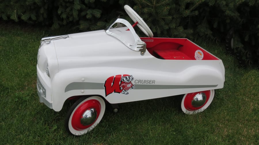 Bucky Cruiser Pedal Car at Gone Farmin' Walworth 2014 as M123 - Mecum ...