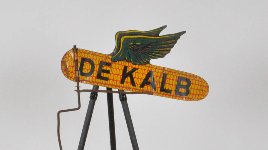 Dekalb DST 18x8.5 at Gone Farmin' Iowa 2014 as M11 - Mecum Auctions