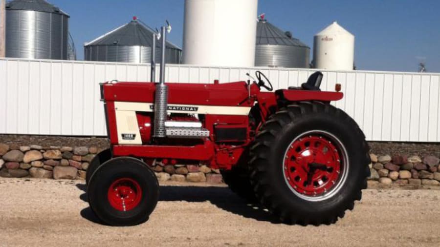1973 Farmall 1468 for sale at Gone Farmin' Iowa 2014 as F54 - Mecum ...