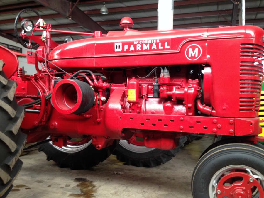 1947 Farmall M at Gone Farmin' Spring Classic 2015 as F6 - Mecum Auctions