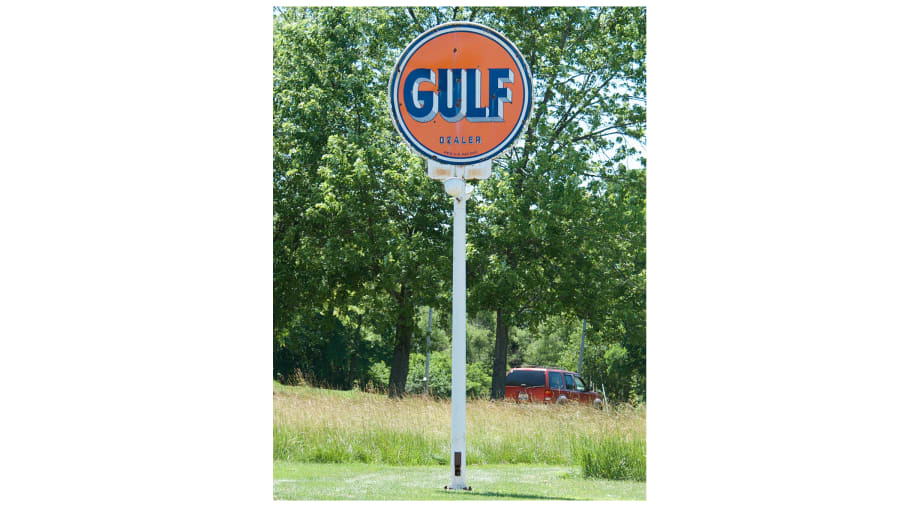 Gulf Service Station Pole 72 Inches at Gone Farmin' Iowa Premier 2015 ...