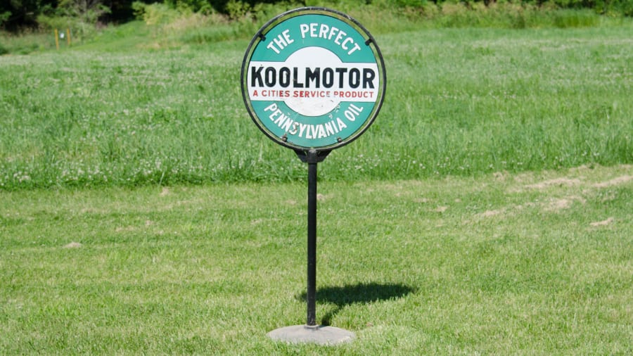 Koolmotor Cities Curb Sign DSP 26x60 at Gone Farmin' Iowa Premier 2015 ...