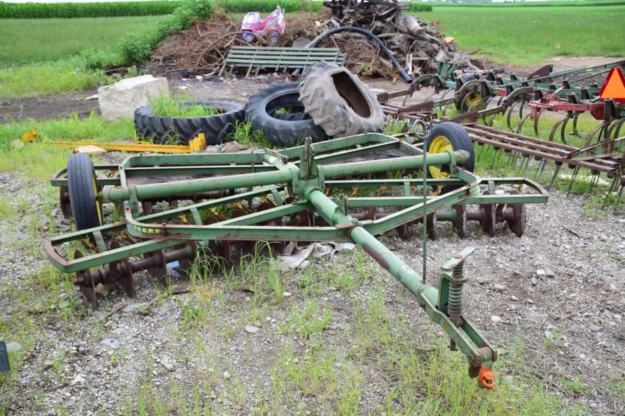 John Deere BWH Disc for sale at Shorewood 2016 as M279 - Mecum Auctions