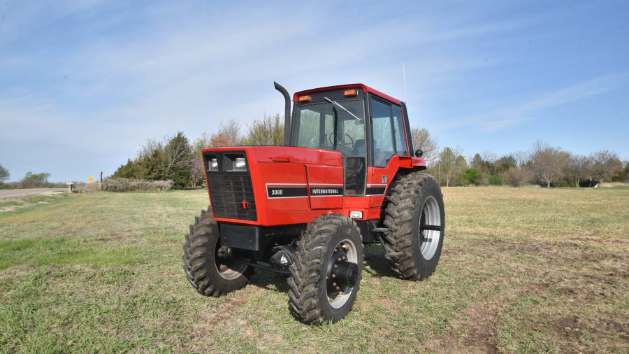 International 3088 FWA for Sale at Auction - Mecum Auctions