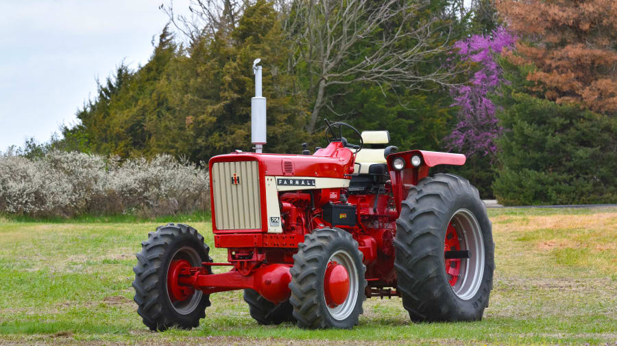 1963 Farmall 706 Diesel at The Abilene Machine Collection 2021 as F27 ...