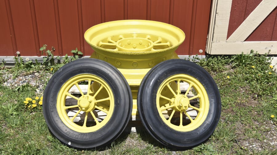 Set Of John Deere Front And Rear Spoke Rims for Sale at Auction - Mecum ...