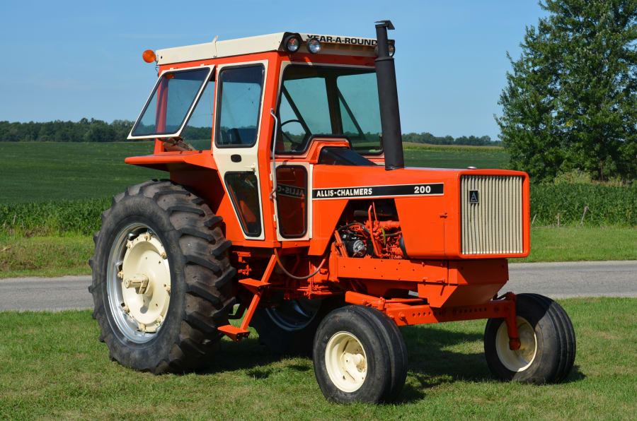 1975 Allis Chalmers 200 Diesel for Sale at Auction - Mecum Auctions