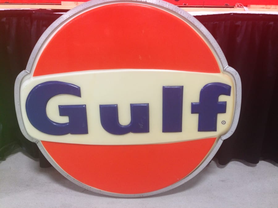 Gulf Round Sign SS Plastic at Davenport 2016 as M346 - Mecum Auctions
