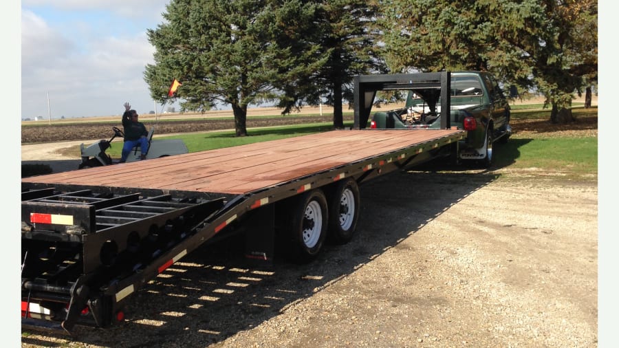 Trailerman Trailer 30 Foot Long 102 Inches Wide for sale at Davenport ...