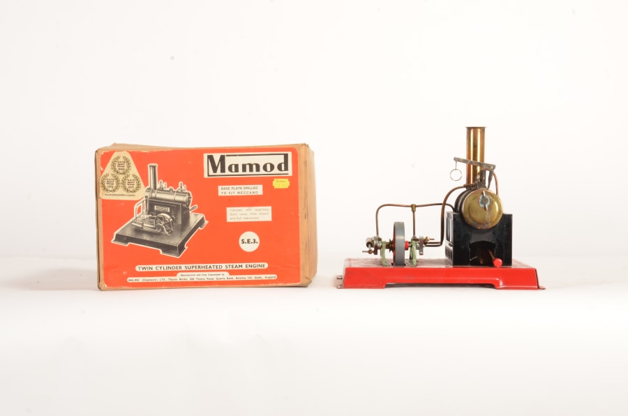 Mamod Steam Engine S.E.3 for Sale at Auction - Mecum Auctions