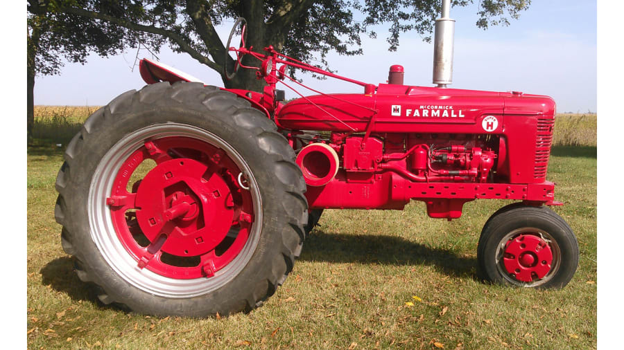 1954 Farmall Super H at Gone Farmin' Iowa Premier 2017 as F71 - Mecum ...