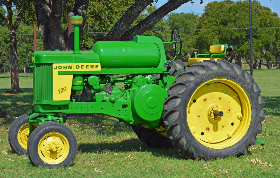 1957 John Deere 720 Propane at Gone Farmin' Iowa Premier 2017 as S12 ...