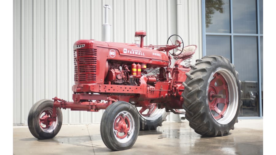 1951 Farmall MD at Gone Farmin' Iowa Premier 2017 asT86 - Mecum Auctions