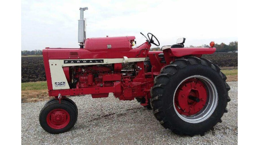 1963 IH Farmall 806 L.P. at Gone Farmin' Iowa Premier 2018 as S91 ...