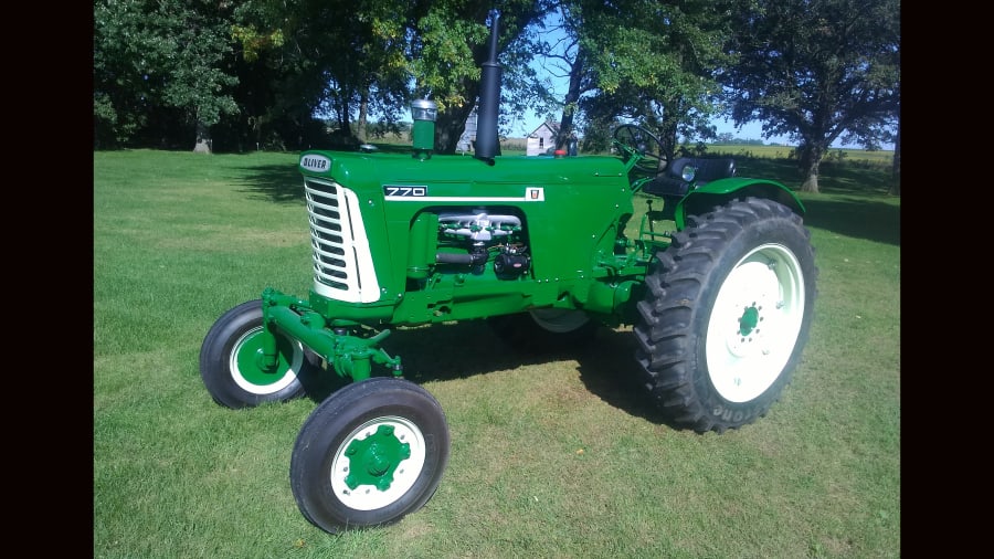 1963 Oliver 770 for sale at Gone Farmin' Fall Premier 2019 as S87 ...