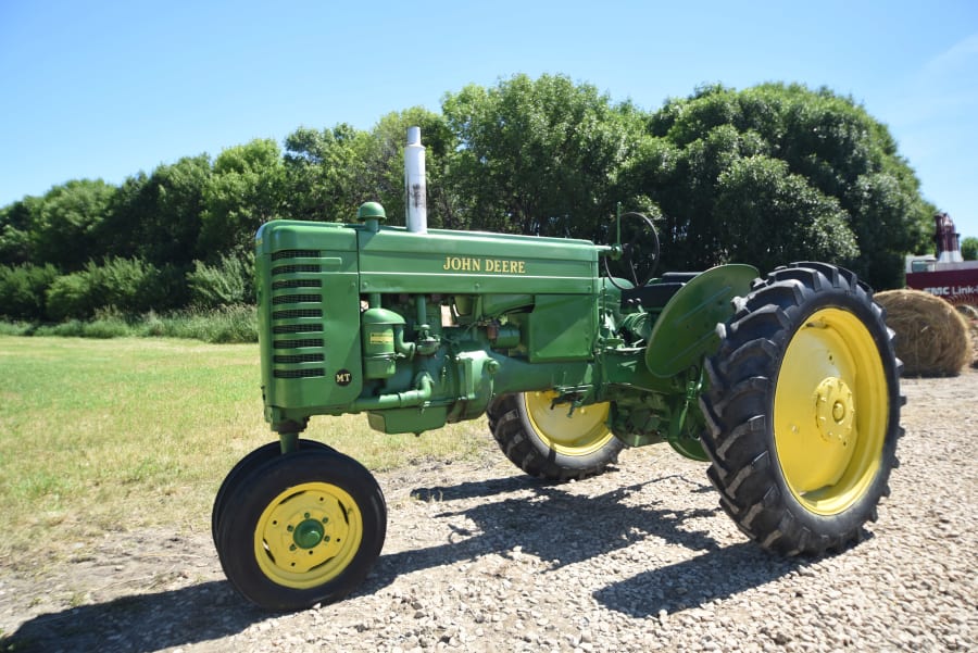 1951 John Deere MT at Gone Farmin' Fall Premier 2019 as T23 - Mecum ...
