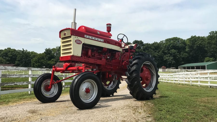 1963 Farmall 560 LP Hi-Clearance at Gone Farmin' Fall Premier 2019 as ...