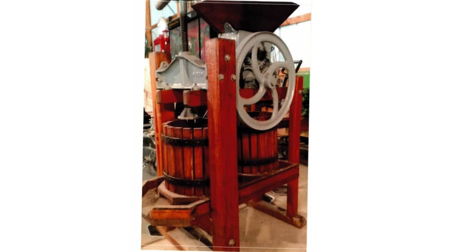 Double Basket Apple Press for Sale at Auction - Mecum Auctions
