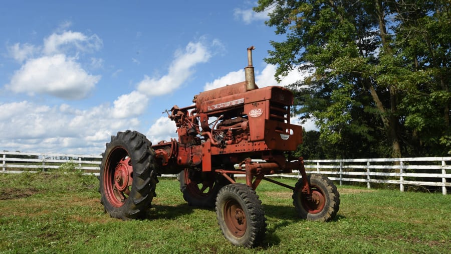 1959 Farmall 560 LP Hi-Clearance at Gone Farmin' Fall Premier 2019 as ...