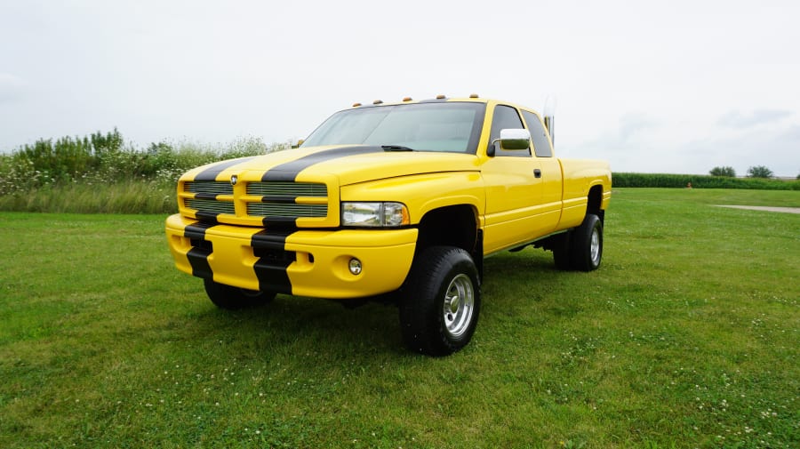 1997 Dodge Ram 3500 for Sale at Auction - Mecum Auctions