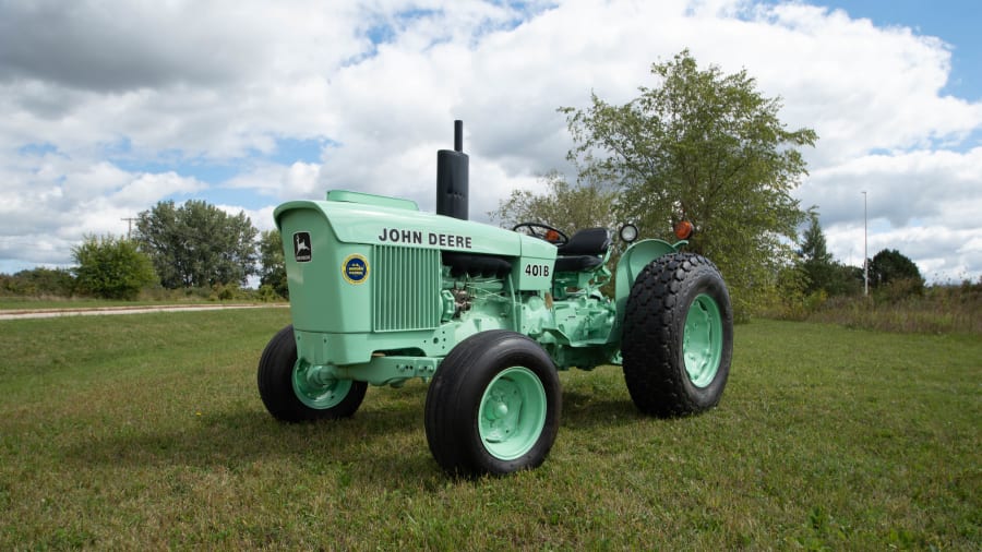 1981 John Deere 401B at Gone Farmin' Fall Premier 2020 as F24 - Mecum ...