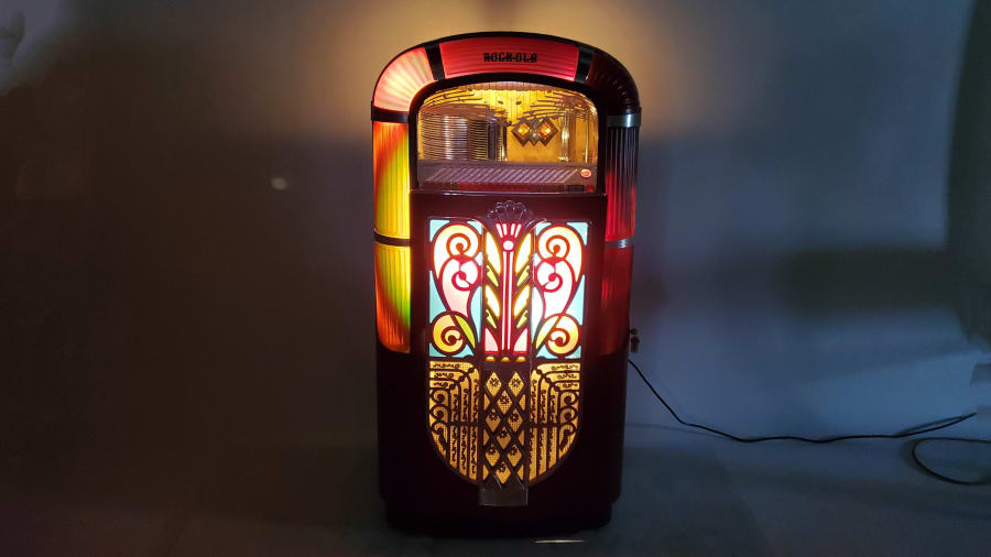 Rock-Ola Jukebox 30x25x53 at Gone Farmin' Fall Premier 2020 as M131 ...