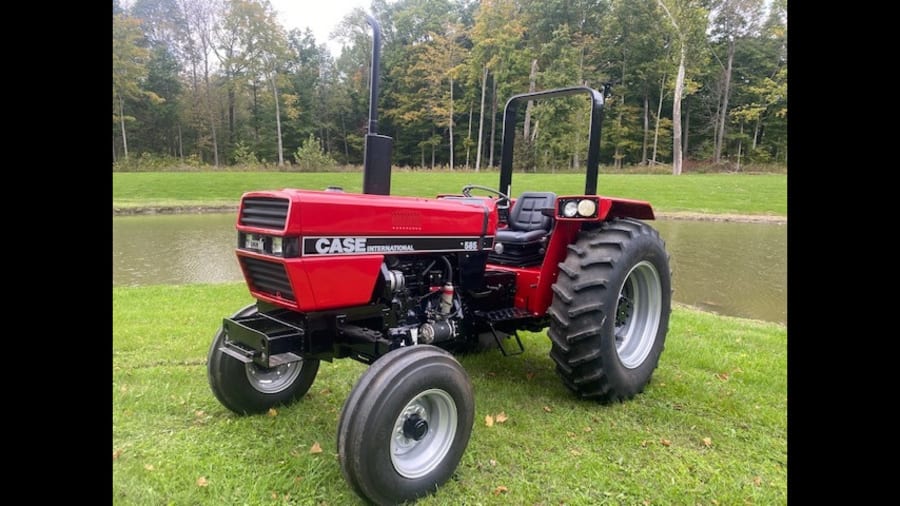 1988 International 585 for Sale at Auction - Mecum Auctions