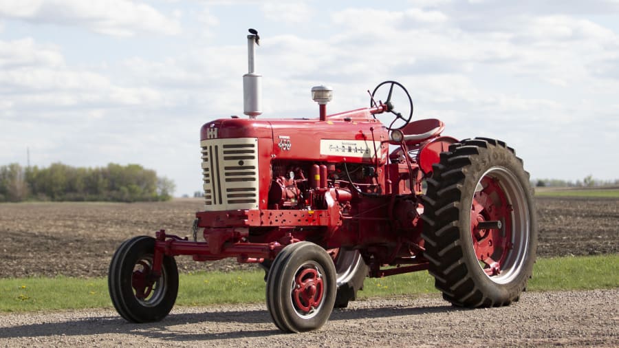 1957 Farmall 450 Diesel at Gone Farmin' Fall Premier 2021 as F150 ...
