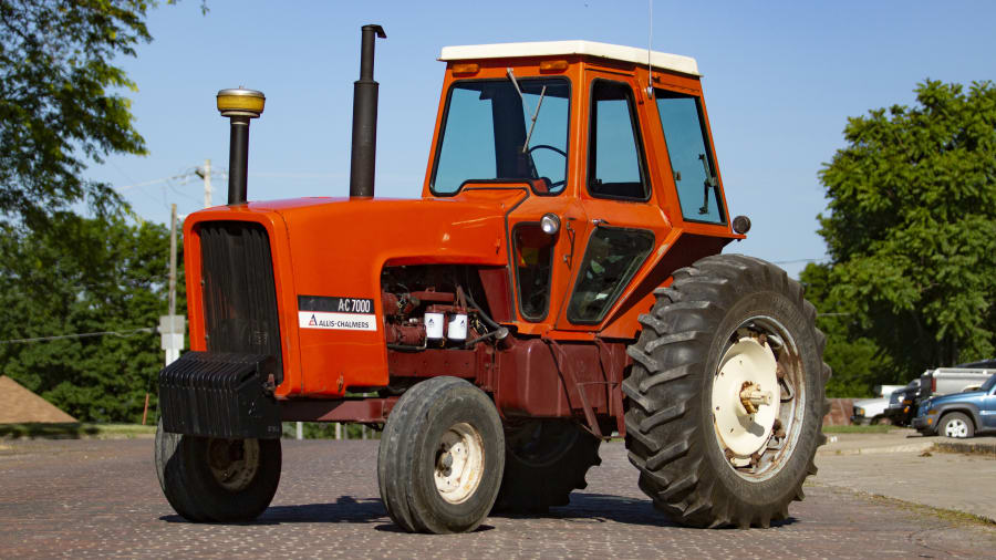 Allis-Chalmers 7000 at Gone Farmin' Fall Premier 2021 as F108 - Mecum ...