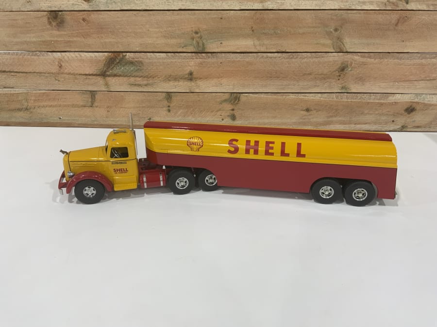 Smith-Miller Shell Mack Truck for Sale at Auction - Mecum Auctions